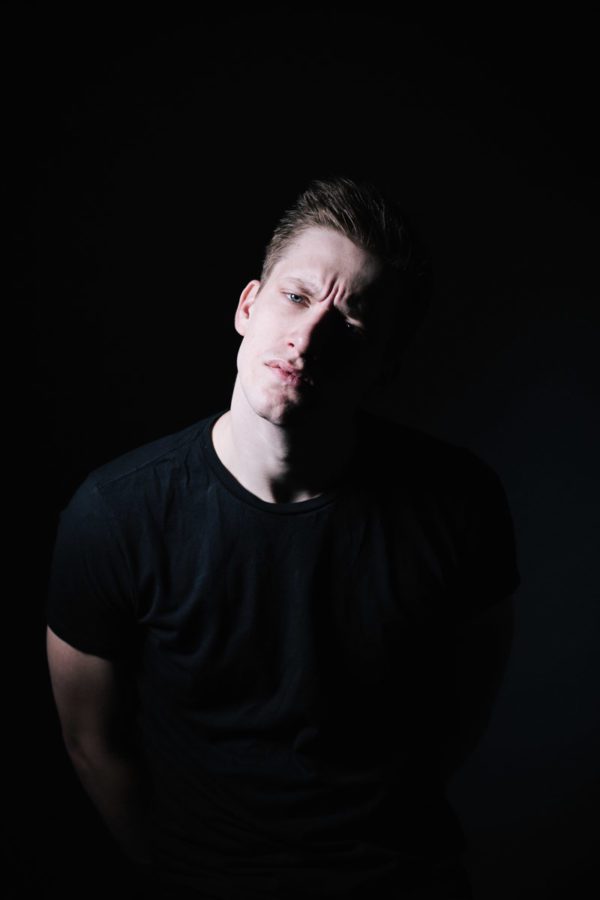 ABOUT - Daniel Sloss